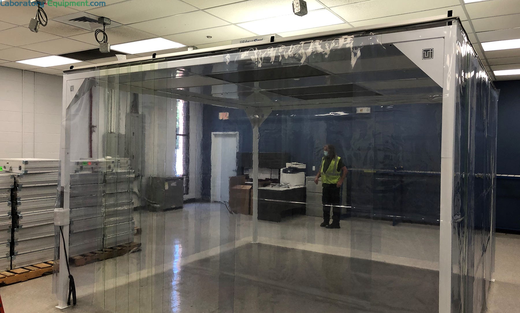 Cleanroom; Softwall, ValuLine, 12' x 6' x 8' 6600-66-VL-1206